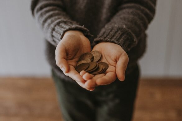Dit zijn de regels voor geld meenemen in het vliegtuig per persoon ...